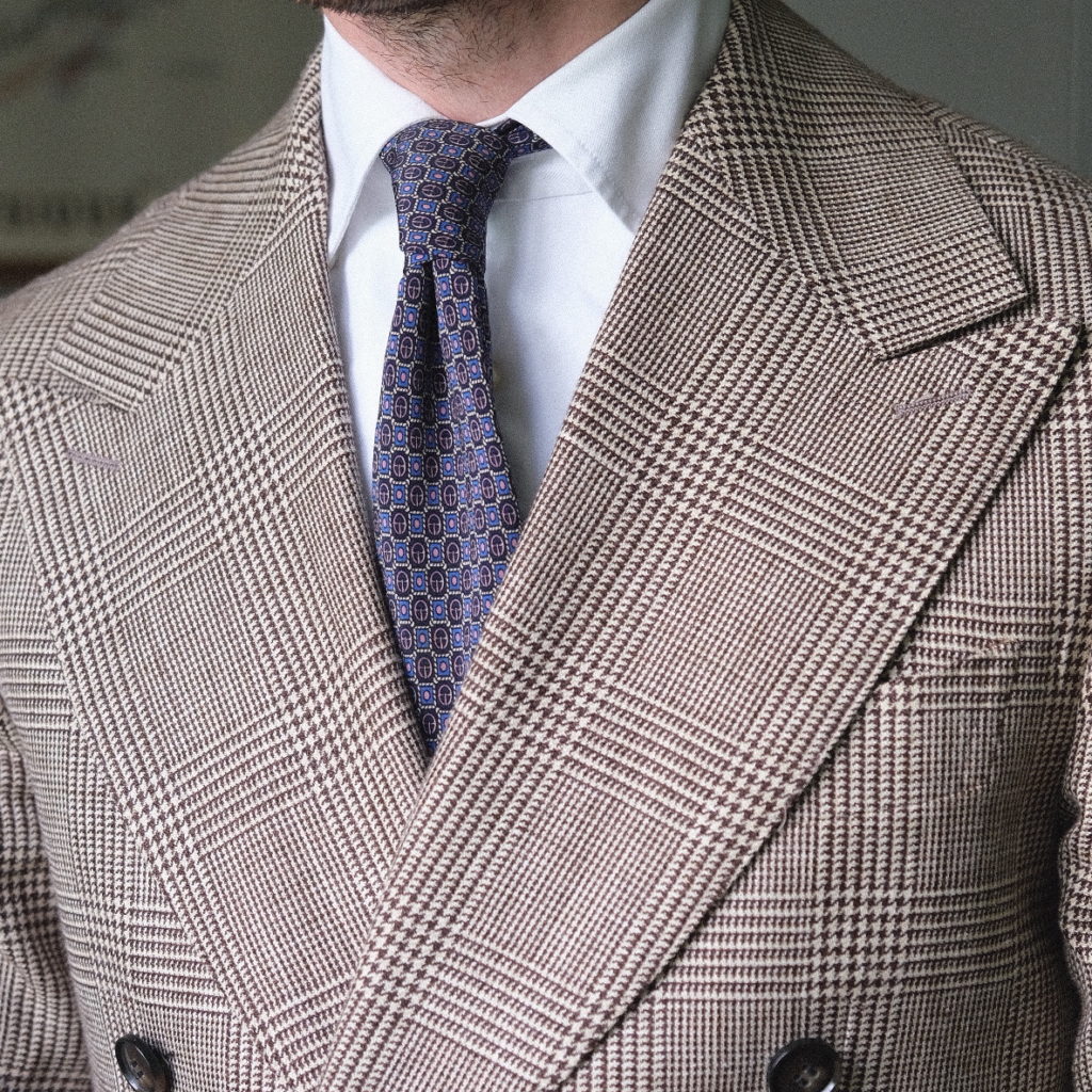 Cravate fantaisie Yves Saint Laurent - JamaisVulgaire Héritage ...