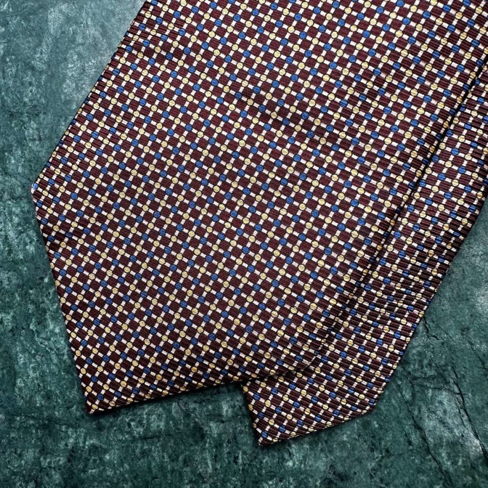 Cravate géométrique Femmio Valentino - JamaisVulgaire Héritage ...